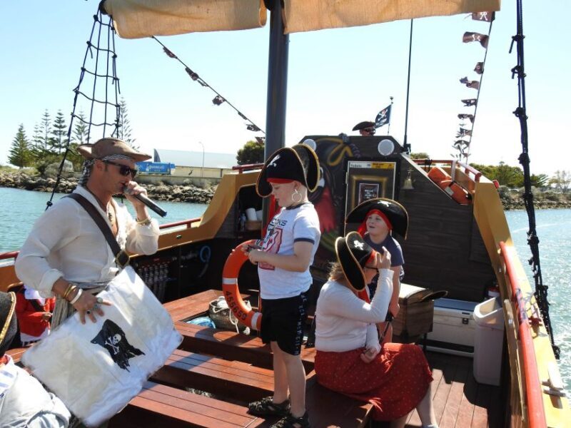Mandurah Pirate Cruise - Key Points