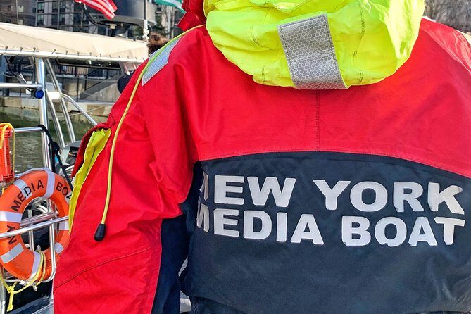 Manhattan Adventure Sightseeing Boat Tour - departing MIDTOWN - Discovering a Fast and Fun Way to See Manhattan