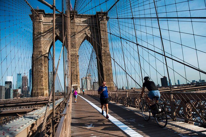 Manhattan and Brooklyn Bridge Bicycle Tour - Manhattan and Brooklyn Bridge Bicycle Tour: A Bike Ride Through Iconic NYC