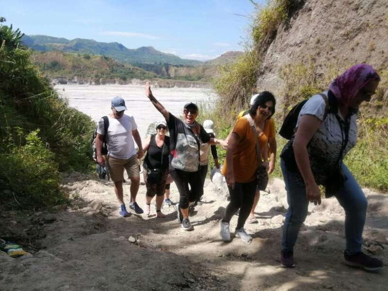 Manila: Mount Pinatubo 4X4 & Hiking Trip - Cultural Encounters and Local Life
