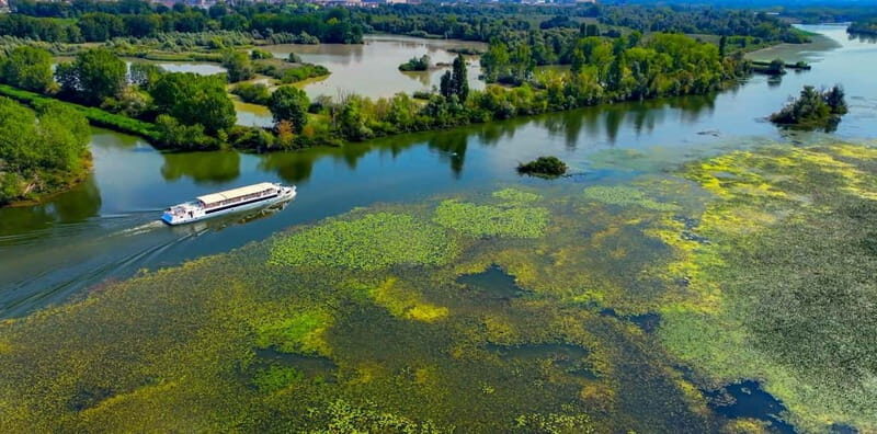 Mantua: Panoramic Cruise with Guide, Natural Oasis and Water Elevator - Authentic Experience: What Travelers Say
