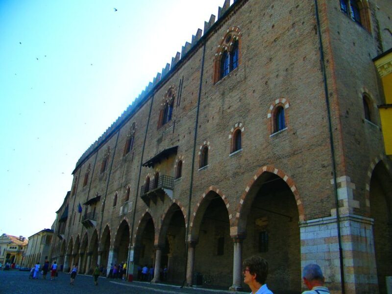 Mantua: Town Highlights and Monuments Walking Tour - FAQ