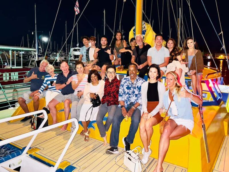 Manu Kai Catamaran Honolulu Cocktail Sunset Sail - Key Points