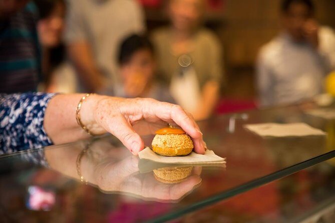 Marais The Private Food Tasting Tour with a French Gastronomy Expert - The Group Size and Flexibility