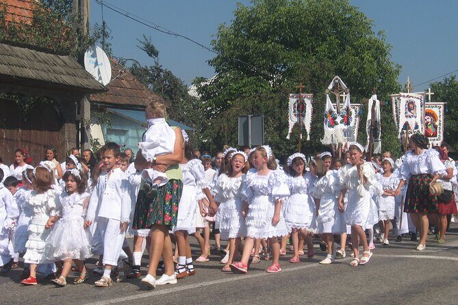Maramures Day Tour (trip start in Bucovina, end in Sighetu M.) - How the Tour Adds Value