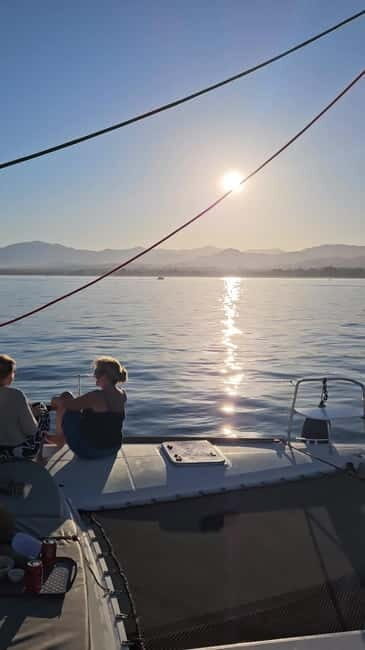 Marbella: Catamaran Sunset Cruise with Snacks and Drinks - Key Points
