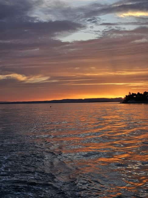 Marbella: Catamaran Sunset Cruise with Snacks and Drinks - FAQ