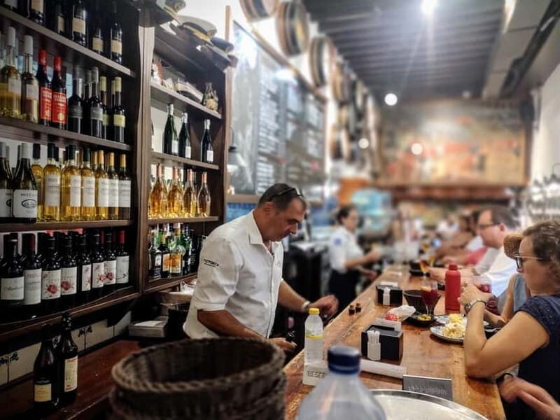 Marbella: Hidden Taverns, Tapas & Wine in the Old Town - Introduction to the Marbella Tapas Tour