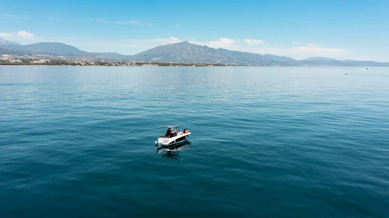 Marbella: Private Boat Rental with Skipper and Banana 2-8hrs - FAQ