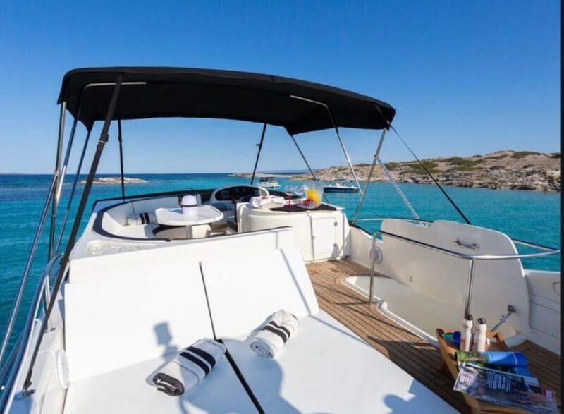 Marbella: Private Cruise in Yacht - Food and Drinks