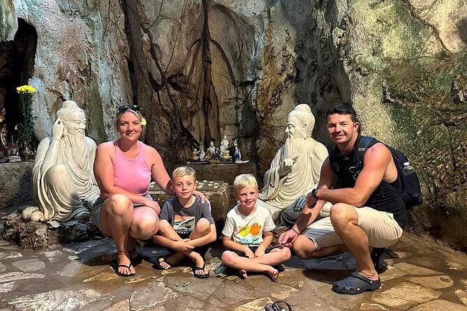 Marble Mountain & HoiAn City-BoatRide -Night Market -PRIVATE TOUR - Who Is This Tour Best For?