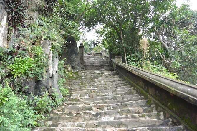 Marble mountain, Monkey Mountains with Cruise Trip on Han River - FAQ