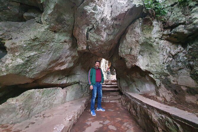 Marble Mountains and Linh Ung Temple Private Tour - The Iconic Linh Ung Pagoda on Son Tra Peninsula