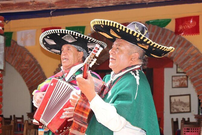 Mariachi Night in Garibaldi and Dinner at Bellini - Key Points