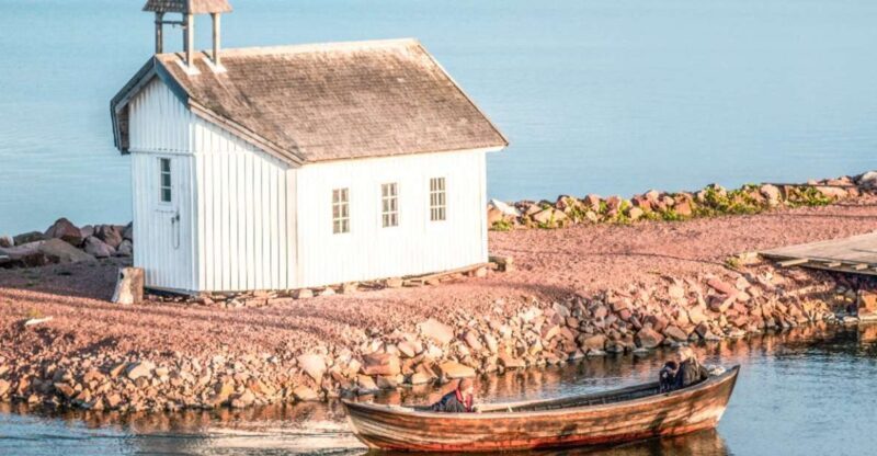 Mariehamn Private Guided Walking Tour - Key Points