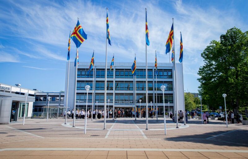 Mariehamn Private Guided Walking Tour - Guided Insights and Authentic Stories
