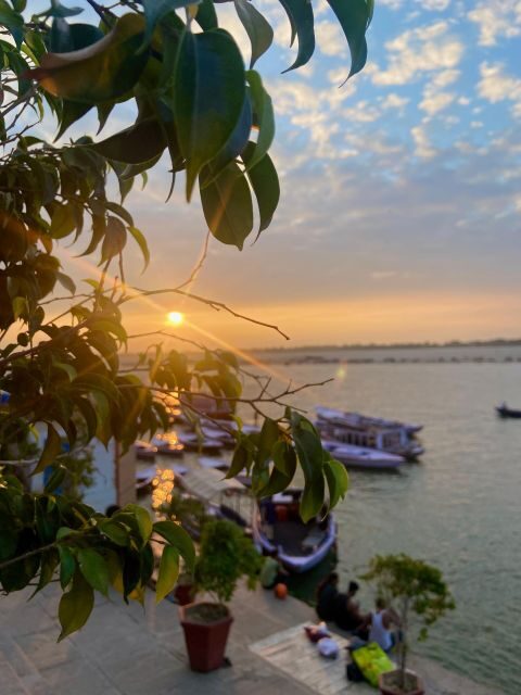 Marigold Boat trip to feel Kashi - Who Should Consider This Trip?