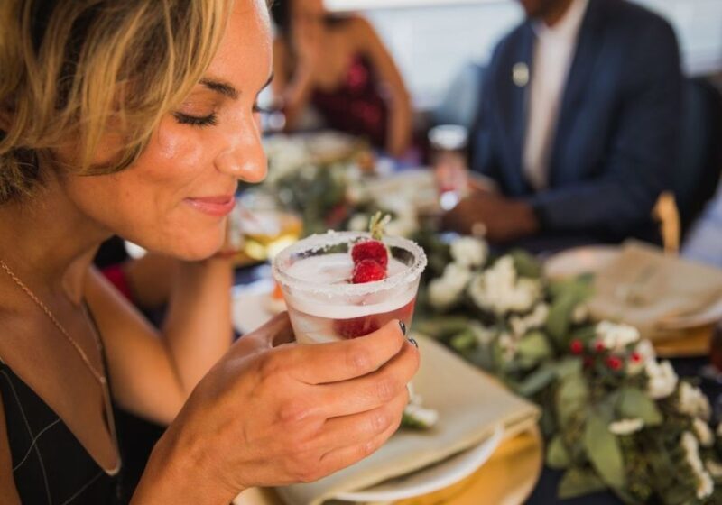 Marina Del Rey: Christmas Eve Buffet Brunch or Dinner Cruise - FAQ