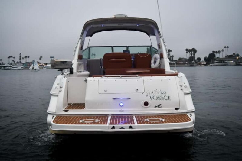 Marina Del Rey: Luxury Yacht Rental with Captain - Key Points