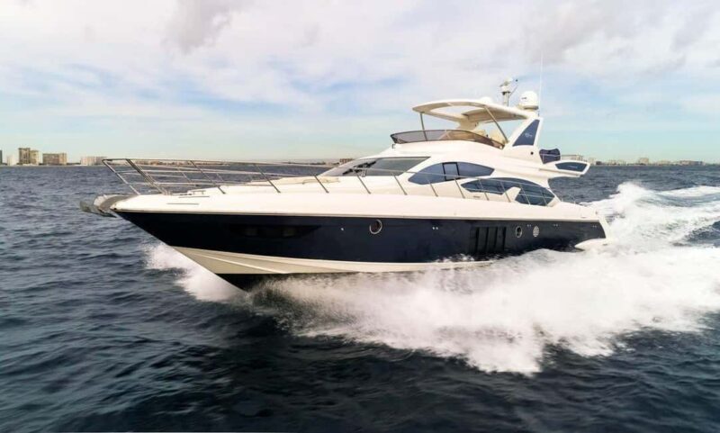 Marina Del Rey: Private Half-Day Azimut Yacht Charter - An Elegant Escape in Marina del Rey