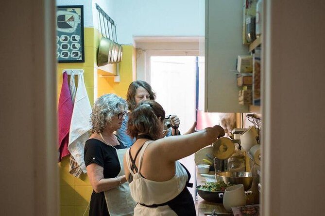 Market Tour, Cooking Class And Lunch At Mercado de Arroios - Who Will Love This Experience?