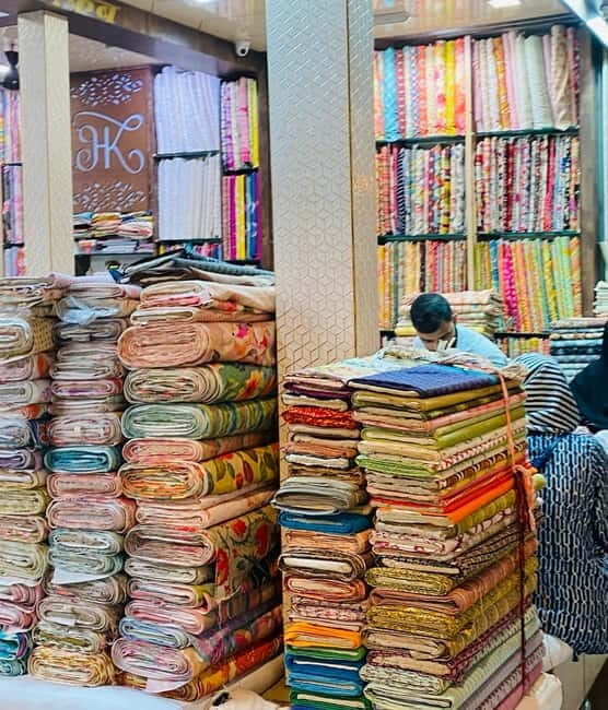 Markets of Mumbai Walking Tour - Key Points