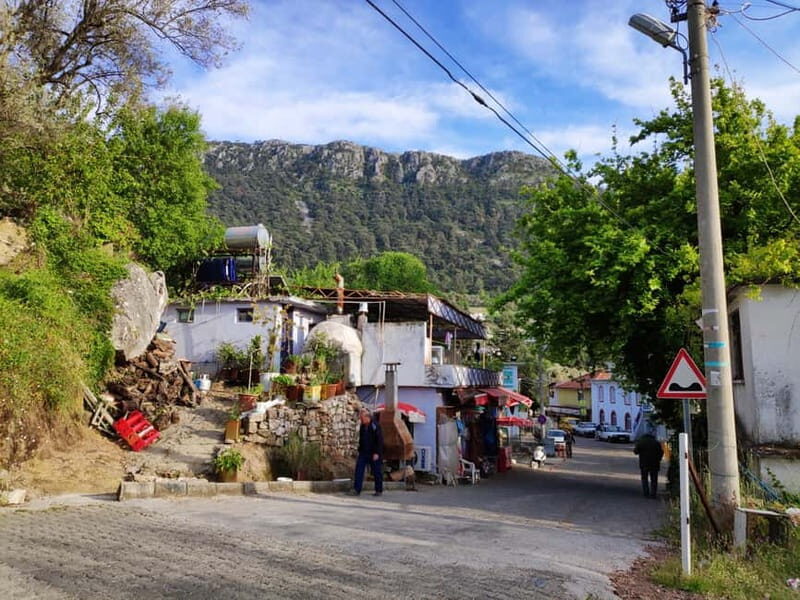 Marmaris: Jeep Safari, Turgut Waterfall, Jesus Beach w/Lunch - FAQ