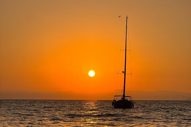 Marriage Proposal Boat Trip in Barcelona - What Makes This Experience Special?