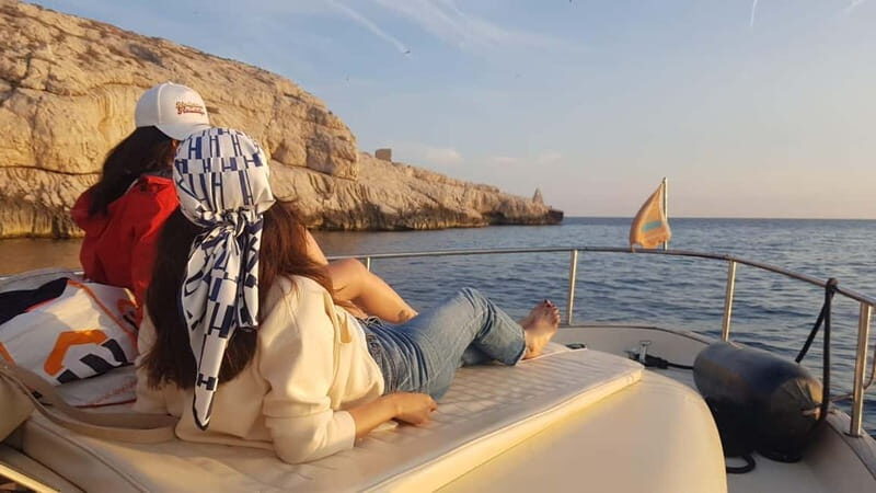 Marseille: Aperitif on a boat from the Old Port - An In-Depth Look at the Experience