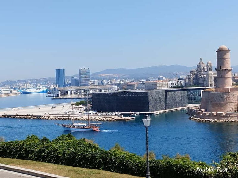 Marseille: Baptism of Diving on the island of "Frioul" - Who Would Love This Tour?