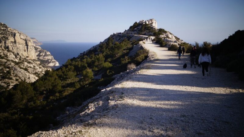 Marseille: Calanques National Park Guided Hike with Picnic - FAQ