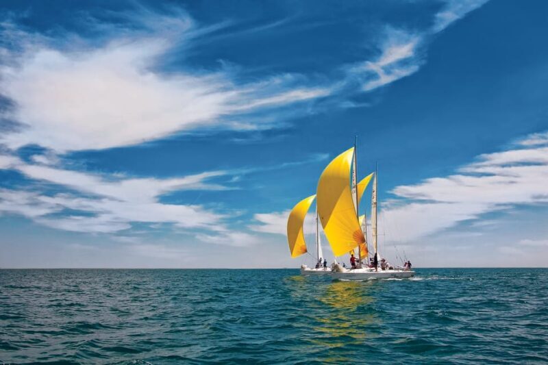 Marseille: Frioul Calanques Sailing Trip - Marseille: Frioul Calanques Sailing Trip — An authentic coastal adventure