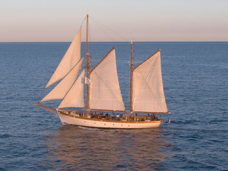 Marseille: Frioul Islands Sunset Cruise with Cocktail Dinner - Practical Details and Considerations