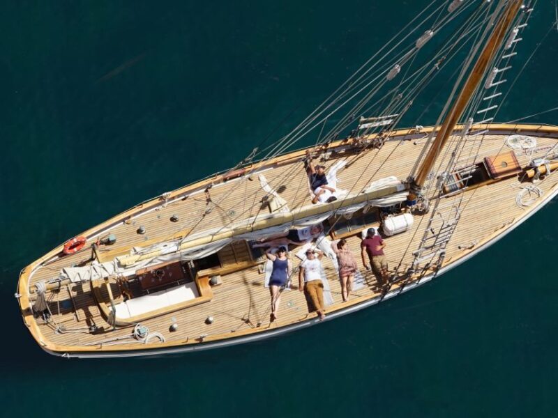 Marseille: Sailing Day Cruise with Lunch - Lunch and Drinks: Savoring Marseille’s Culinary Side