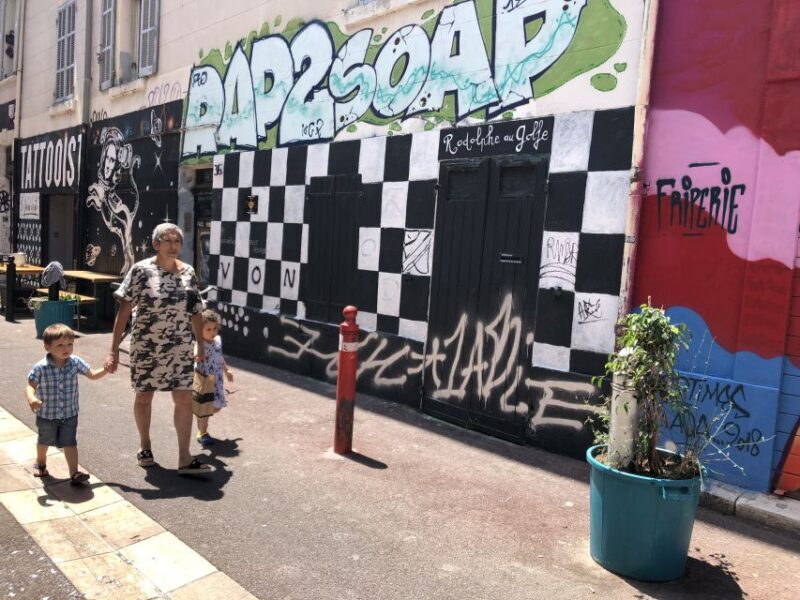 Marseille: Street Art Walking Tour and Local Drink - Accessibility and Considerations