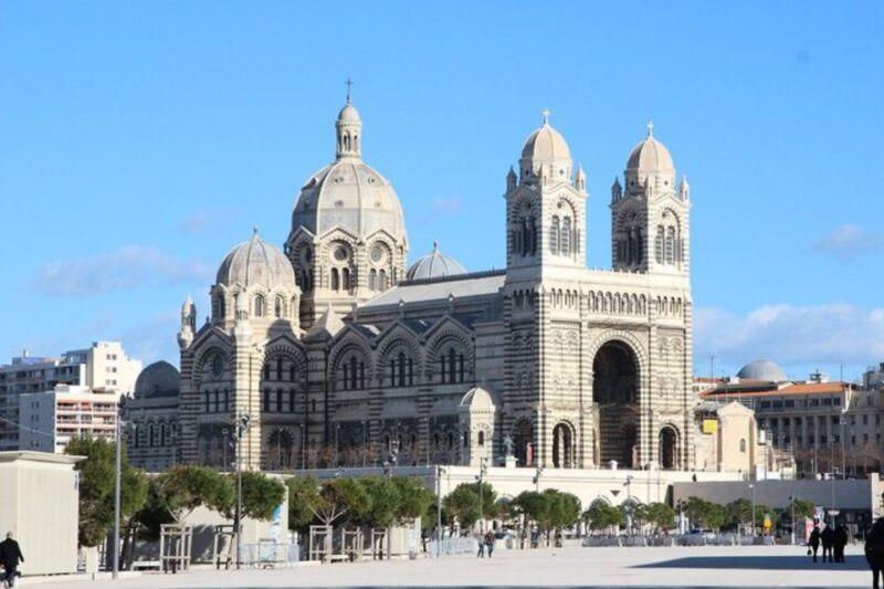 Marseilles: Private Custom Tour with a Local Guide - Exploring Marseille with a Private Guide: What to Expect
