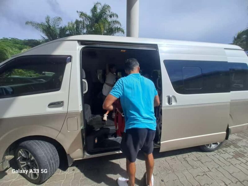 Martha Brae River Rafting and Shopping from Montego Bay - A detailed look at the Martha Brae River Rafting and Shopping Experience