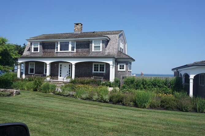 Martha's Vineyard Day Trip with Optional Island Tour from Boston - The Sum Up