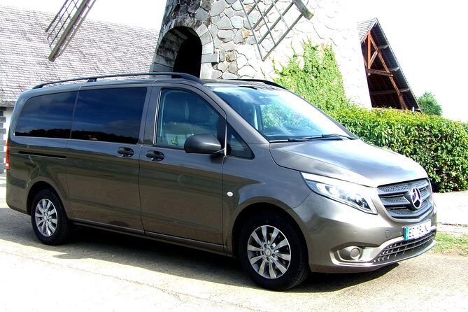 Martinique flavors in the rainforest and St Pierre - Pile et Face - Transportation & Logistics