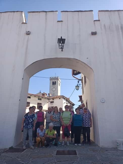 martno: Village Walking Tour with Local Guide - Key Points