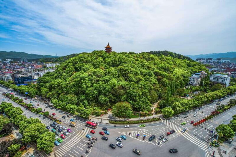 Marvelous Zhangjiajie Day Tour With National Forest Park - FAQs