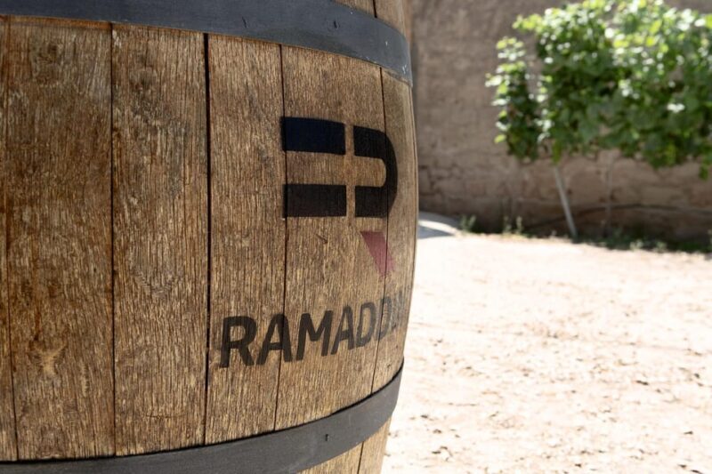 Marzamemi: Dioniso Wine Tour, Tasting & Typical Dishes - The Food and Drink Pairings