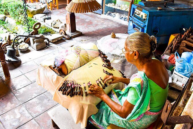 Mask Making Tour from Ambalangoda - The Charm of Ambalangoda