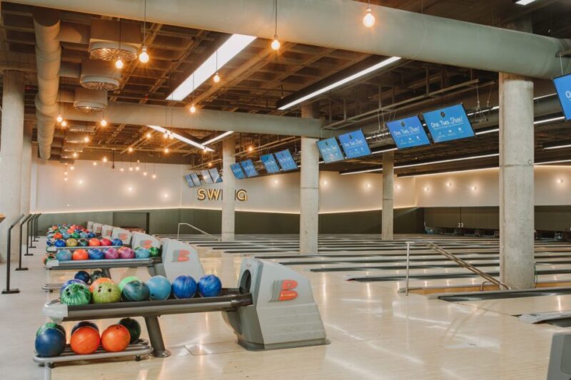 Maspalomas: Bowling Session Entry Ticket at Holiday World - The Authentic, Local Touch