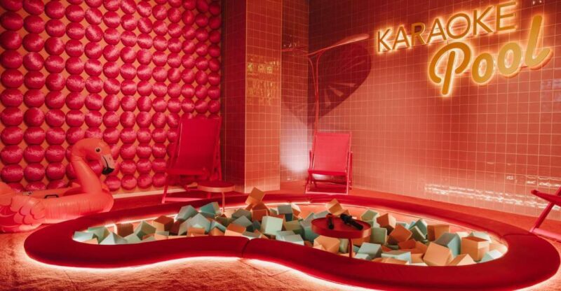 Maspalomas: Holiday World Themed Karaoke Room Rental - What is the Maspalomas Karaoke Room Experience?