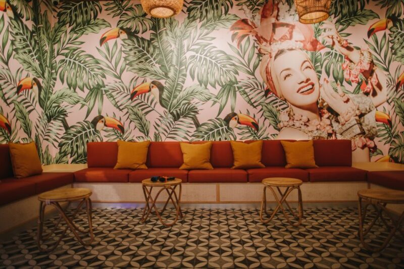 Maspalomas: Holiday World Themed Karaoke Room Rental - Who Would This Experience Suit?