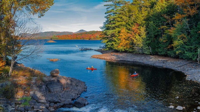 Masurian Lake District: Canoe and Sailing Tour from Warsaw - Canoeing in the Kruty River