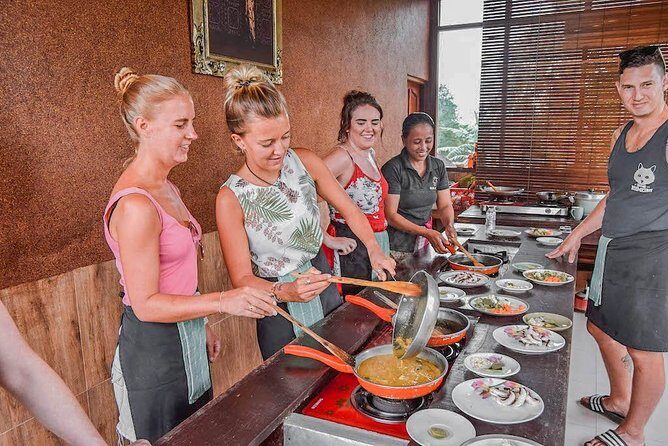 Matale Highlands and Cooking Experience from Kandy - Spiritual Reflection at Aluvihara Rock Temple