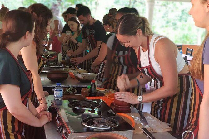 Matale Highlands and Cooking Experience from Kandy - Scenic Relaxation at Sembuwatta Lake at Sunset