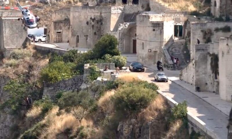 Matera: James Bond 007 Guided Tour - Key Points
